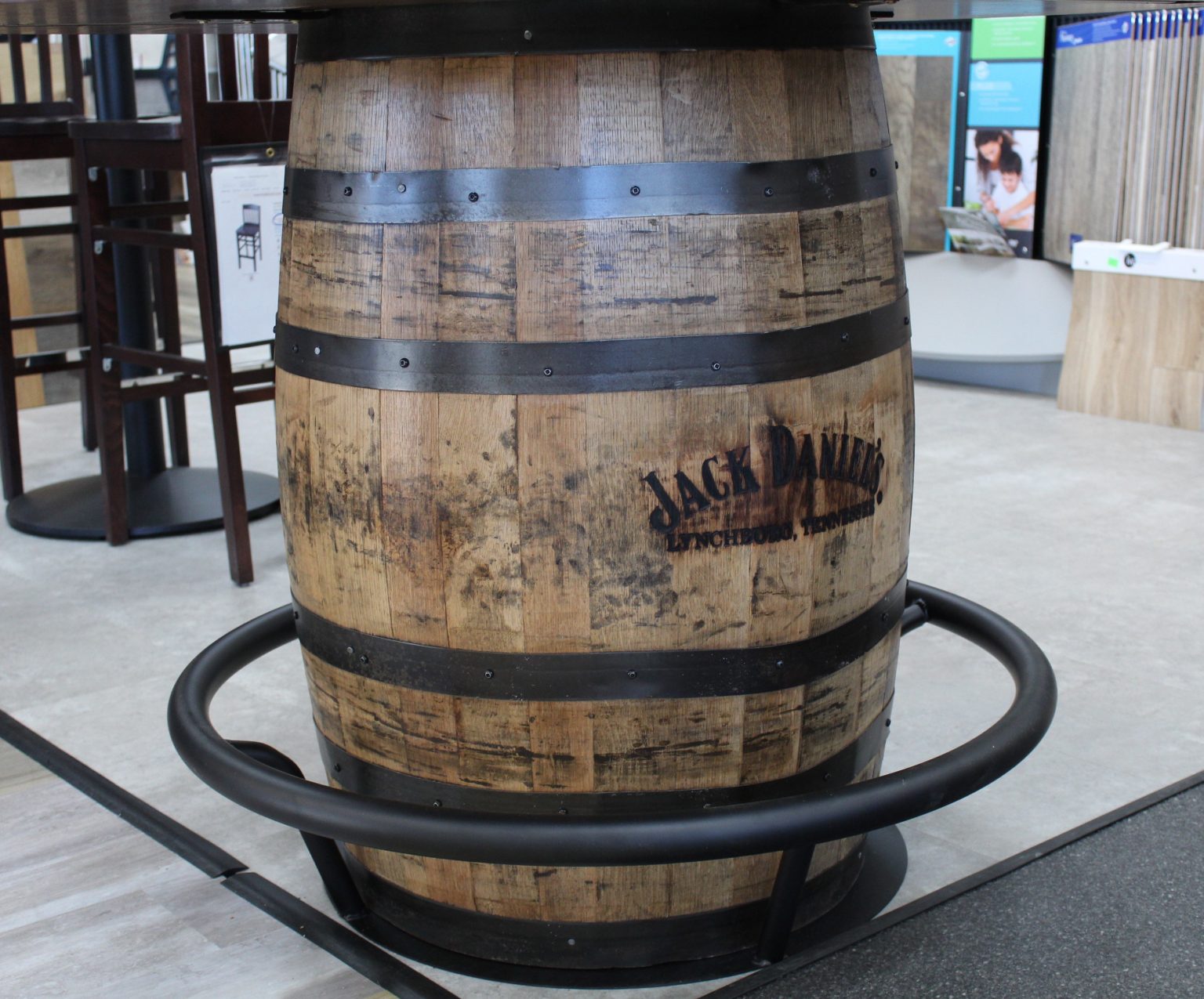 Jack Daniels Whiskey Barrel Table w/ Footring and Glass Top Insert ...
